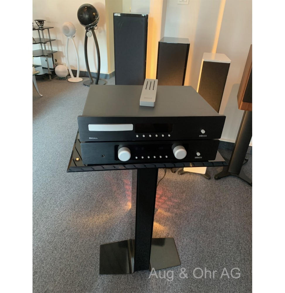 Das TRIGON-SET besteht aus TRV 100 Vorstufe, dem RECALL CD-Player und ...