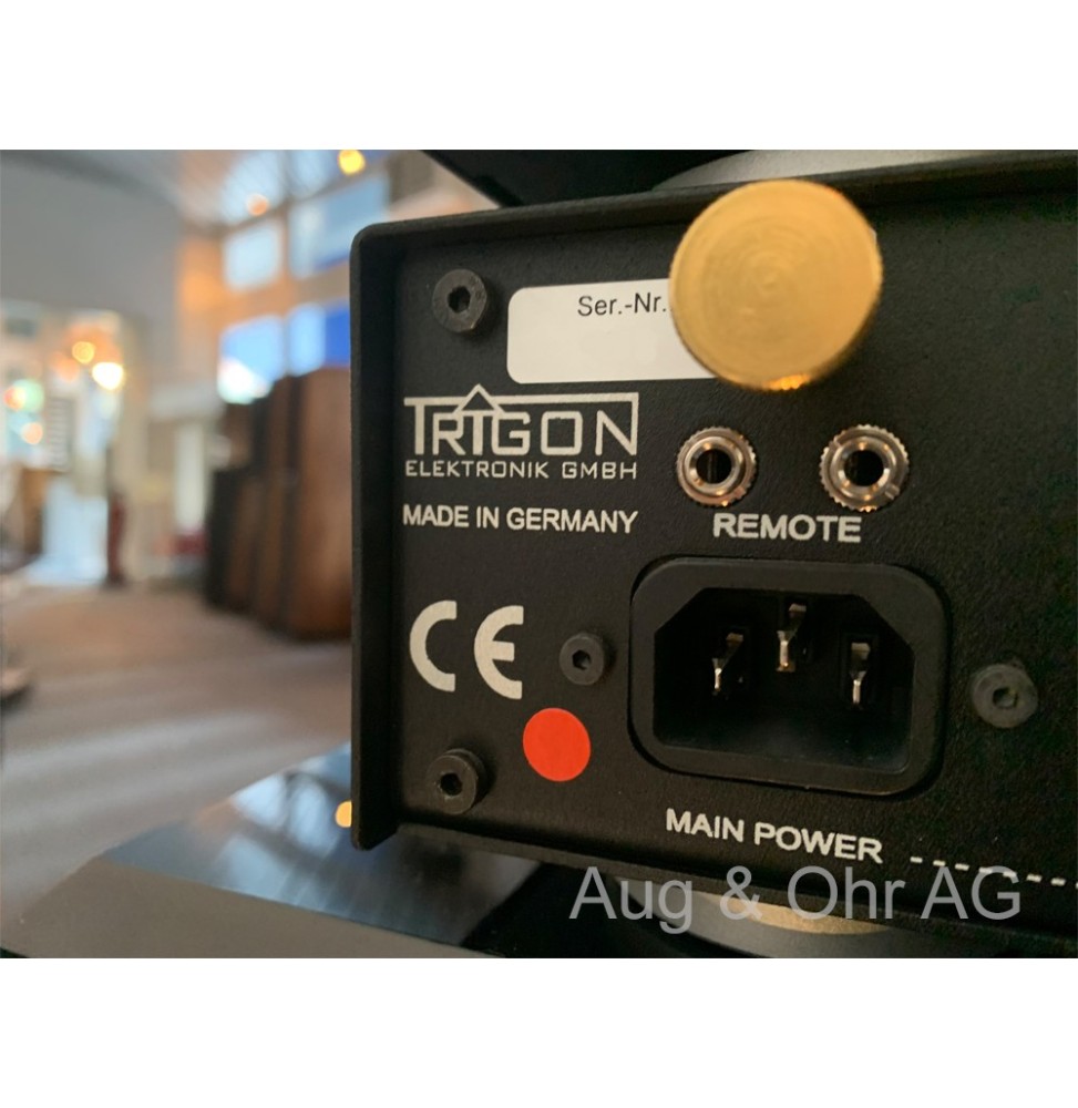 Das TRIGON-SET besteht aus TRV 100 Vorstufe, dem RECALL CD-Player und ...